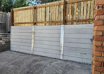 3 Best Fencing Contractors in Logan City - Expert Recommendations