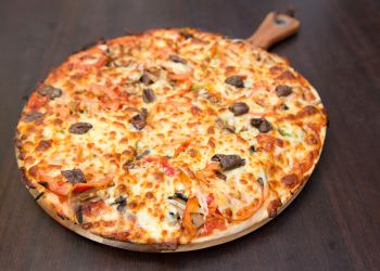 3 Best Pizzeria in Traralgon - Expert Recommendations