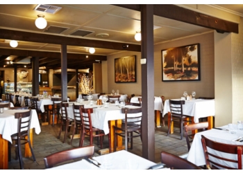 3 Best Bars in Bowral, NSW - Expert Recommendations