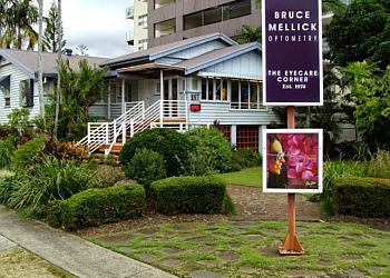 3 Best Optometrists in Cairns, QLD - Expert Recommendations
