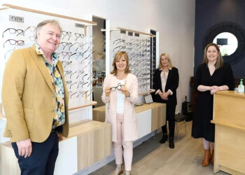 3 Best Optometrists in Central Coast, NSW - Expert Recommendations