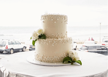 3 Best Cakes in Newcastle - Expert Recommendations