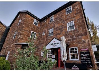 3 Best Bars in Launceston - Expert Recommendations