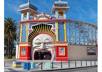 3 Best Theme Parks in Melbourne, VIC - ThreeBestRated