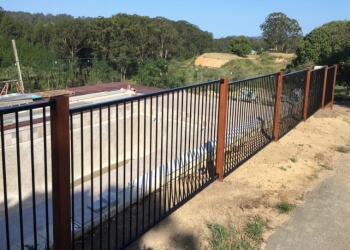 3 Best Fencing Contractors in Sunshine Coast, QLD - Expert Recommendations