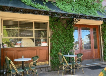 3 Best Cakes in Canberra - Expert Recommendations