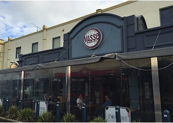 3 Best Bars in Busselton, WA - Expert Recommendations